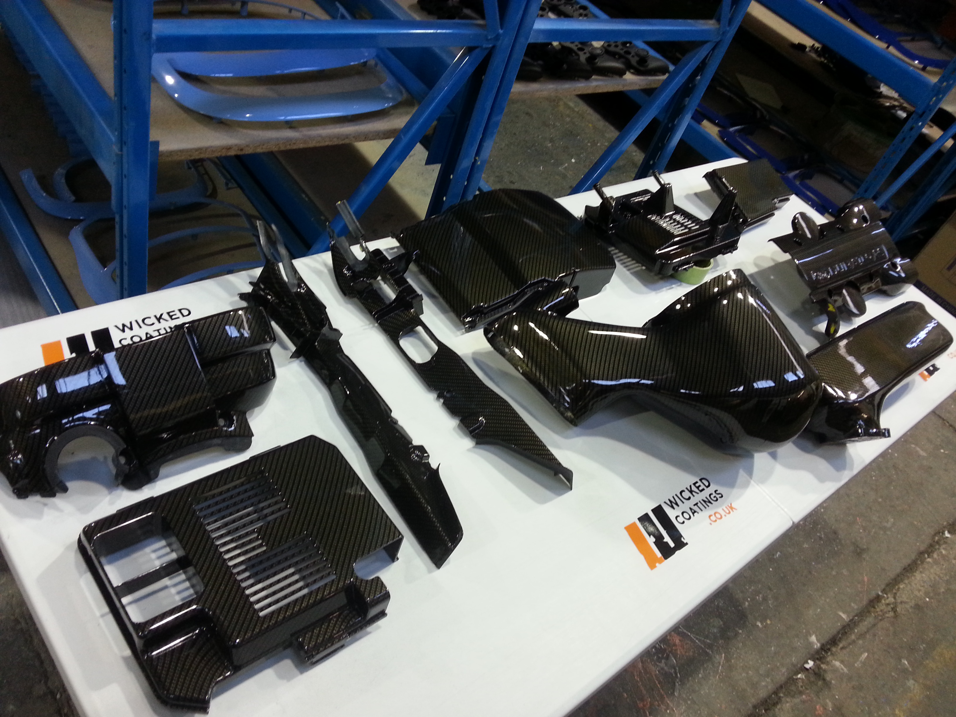 Ford Focus RS engine parts coated in carbon fibre hydrographic film ...